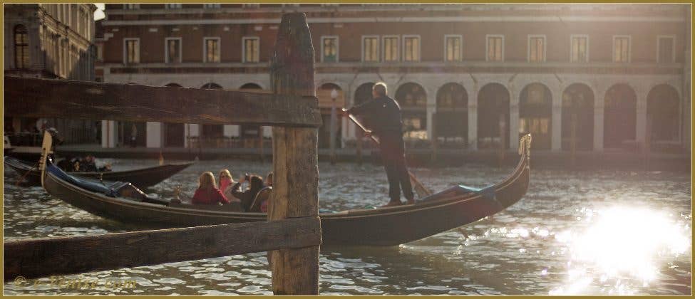 Le Campiello del Remer après l'Acqua Alta à Venise