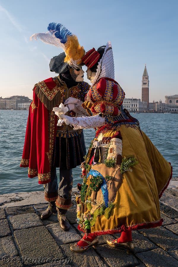 Photos Carnaval Venise 2023 Masques et Costumes page 1