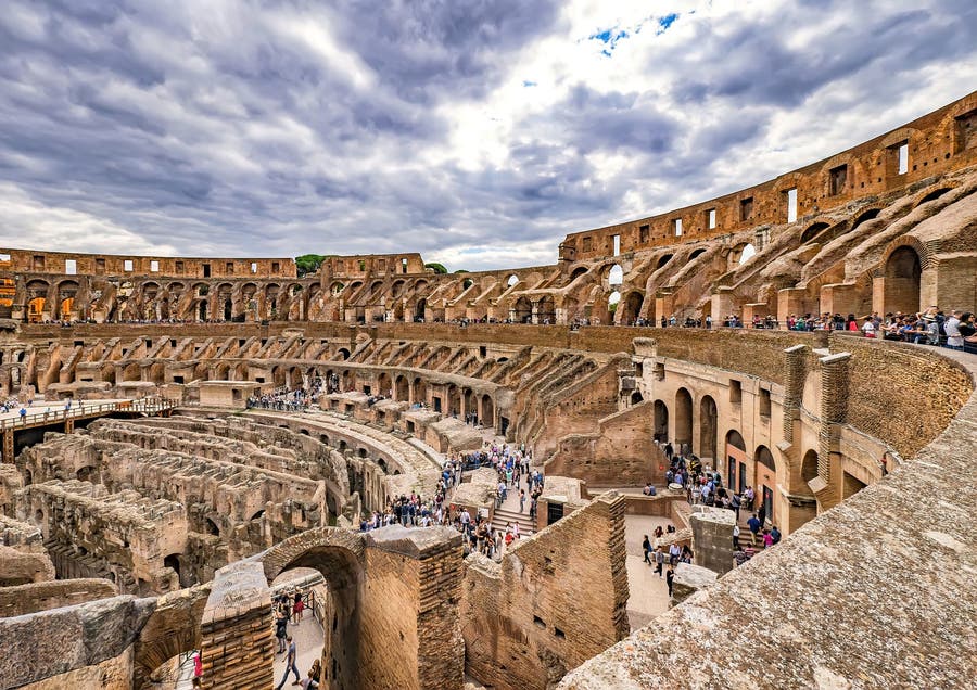 Le Colisée de Rome vu par Dickens Stendhal et Émile Zola