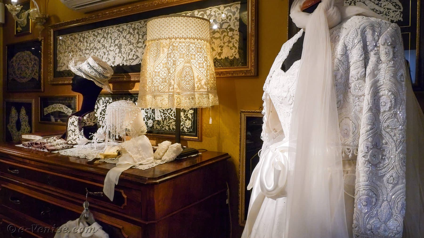 Buy Burano Lace in Venice, Italy