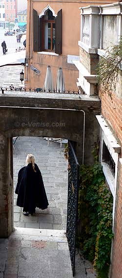 Tabarro tabaro, la cape vénitienne à Venise